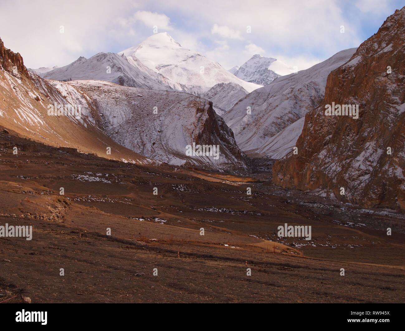 Mountain landscape in the upper Markha valley, Ladakh, the Land of the ...