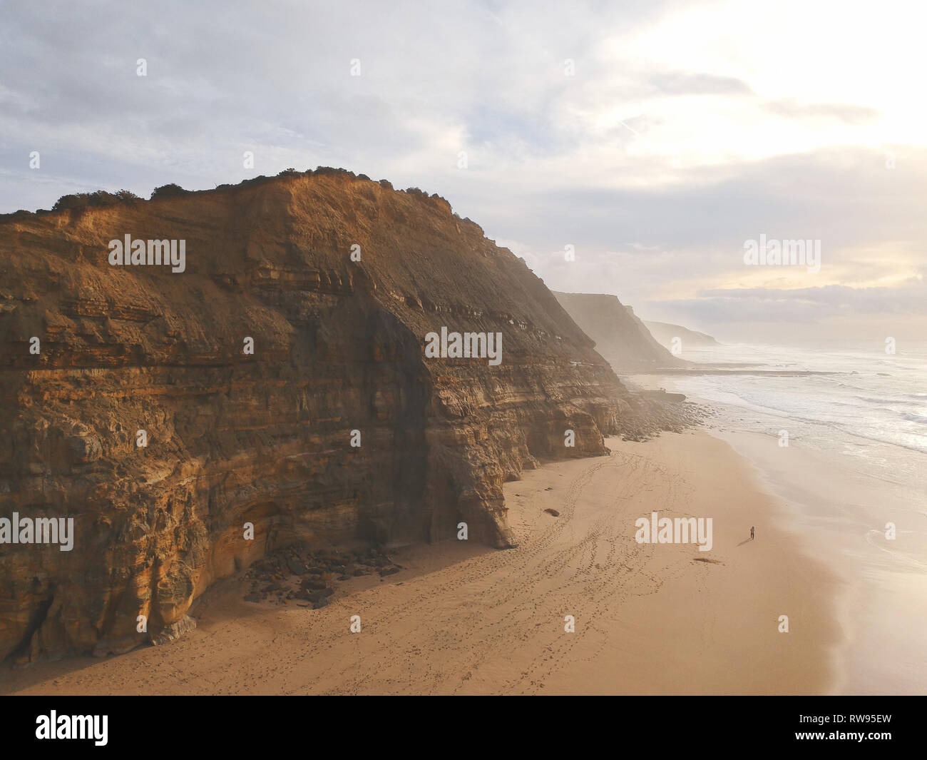 Aerial top view amazing ocean hi-res stock photography and images - Alamy