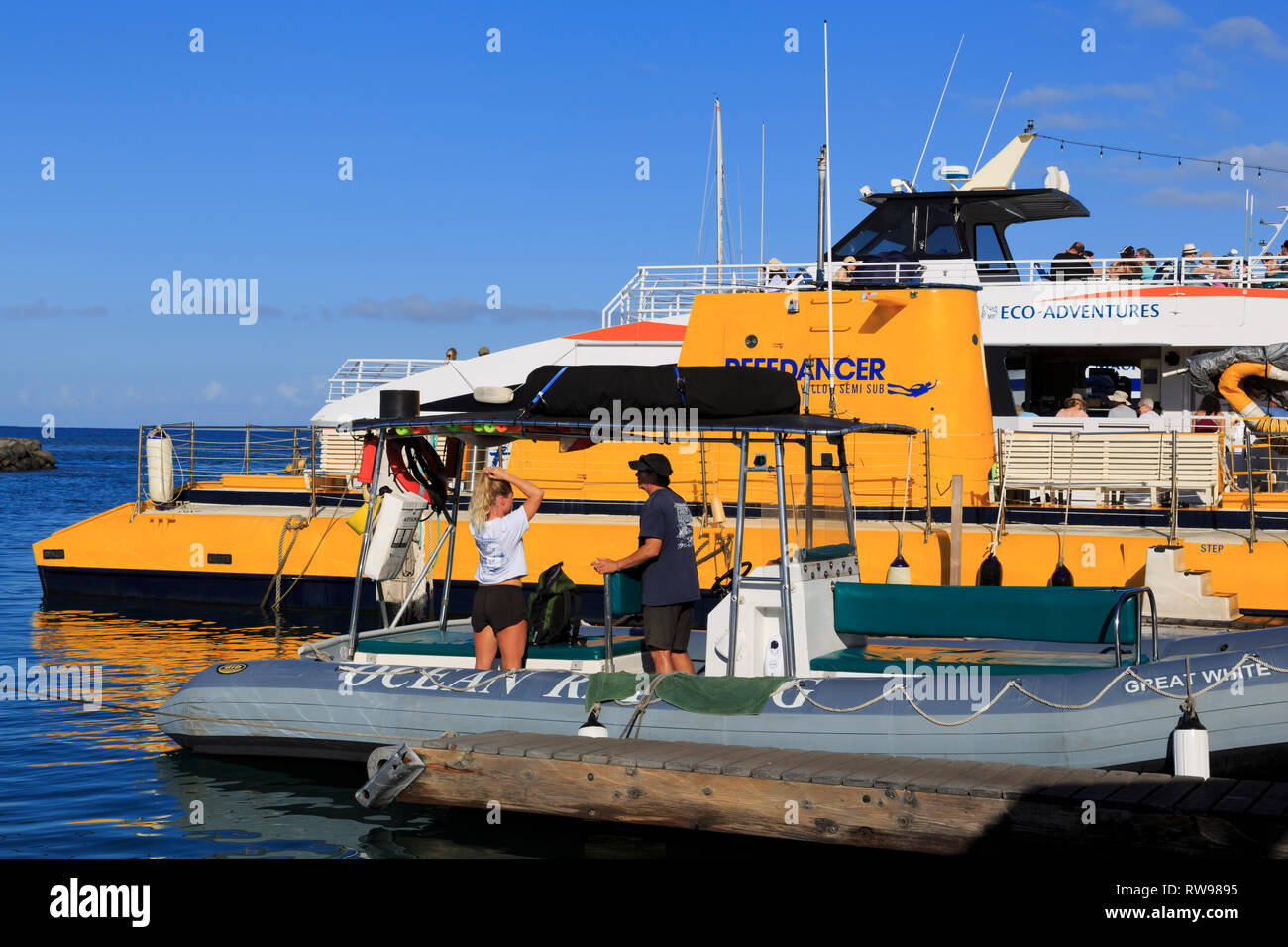 Tourist Submarine, Small Boat Harbor, Lahaina, Maui Island, Hawaii, USA ...