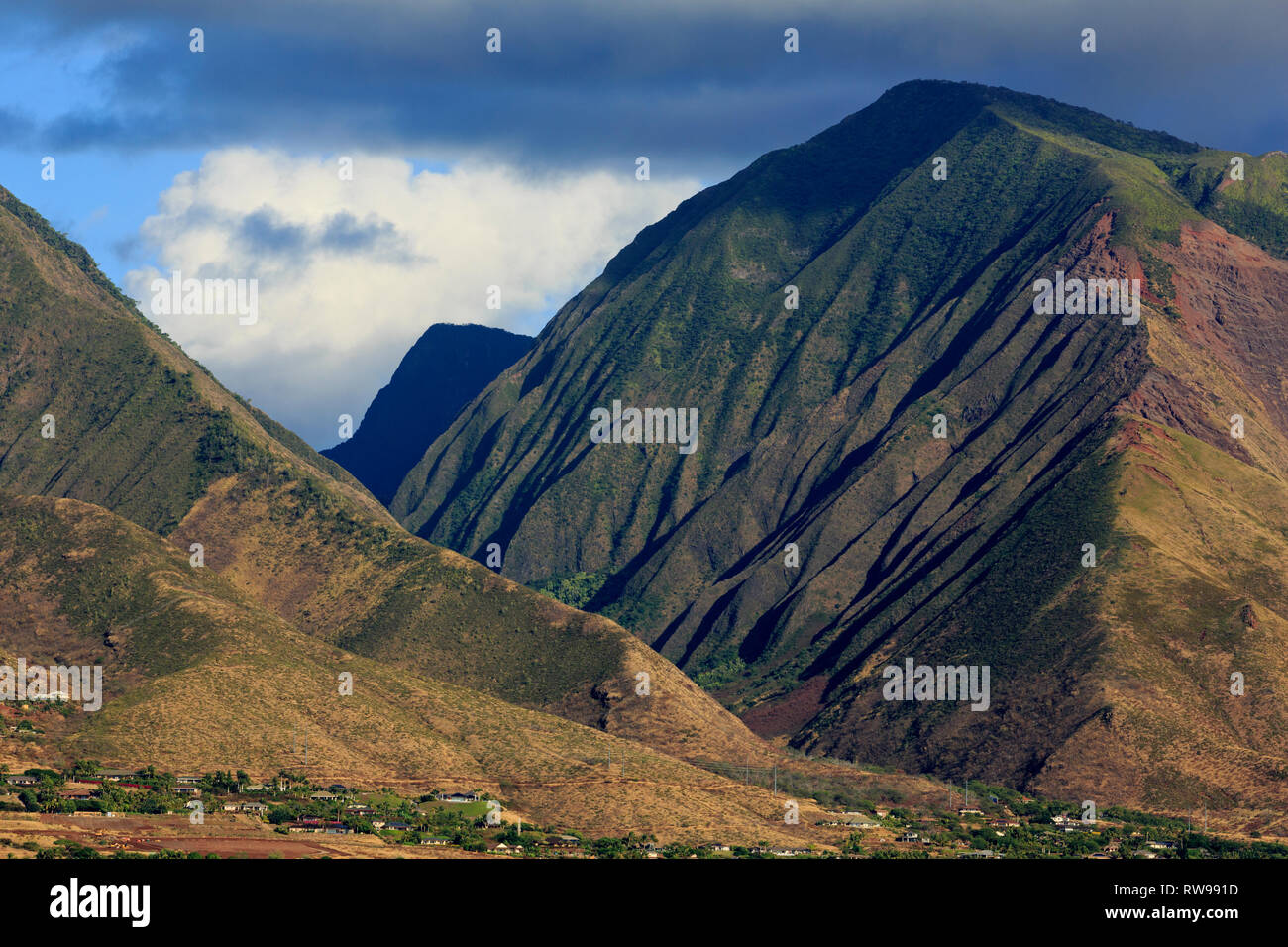 Ioa Valley State Park, Lahaina, Maui Island, Hawaii, USA Stock Photo ...