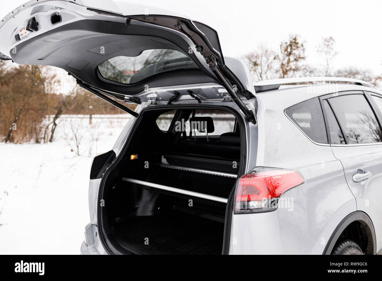 Modern and luxury car headlights. Exterior detail Stock Photo - Alamy
