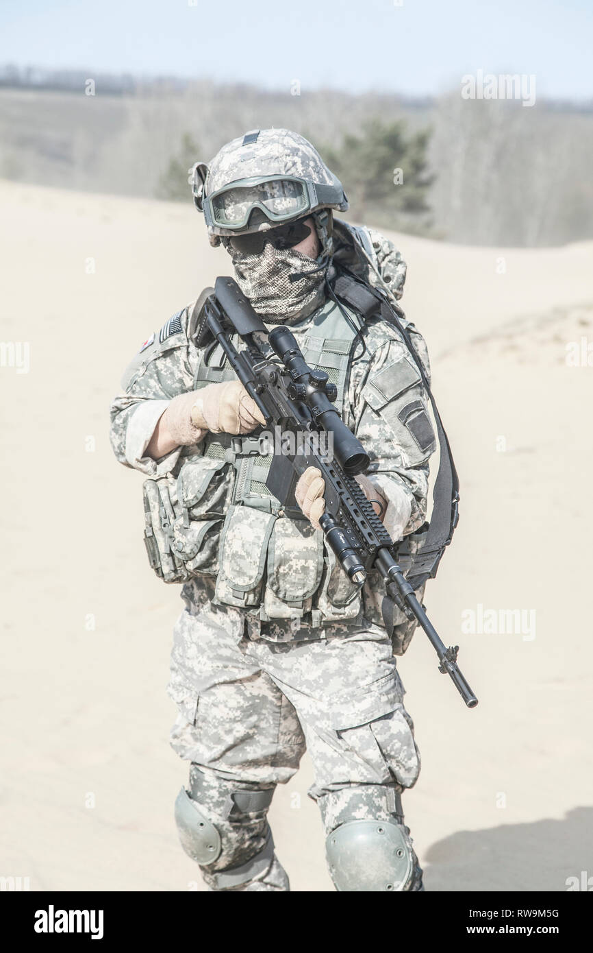 Portrait of United States airborne infantry marksman with rifle Stock ...