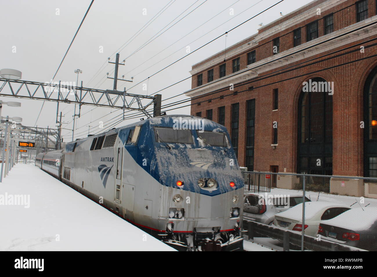Amtrak, Hartford Line, and Shoreline East Trains at New Haven Union ...