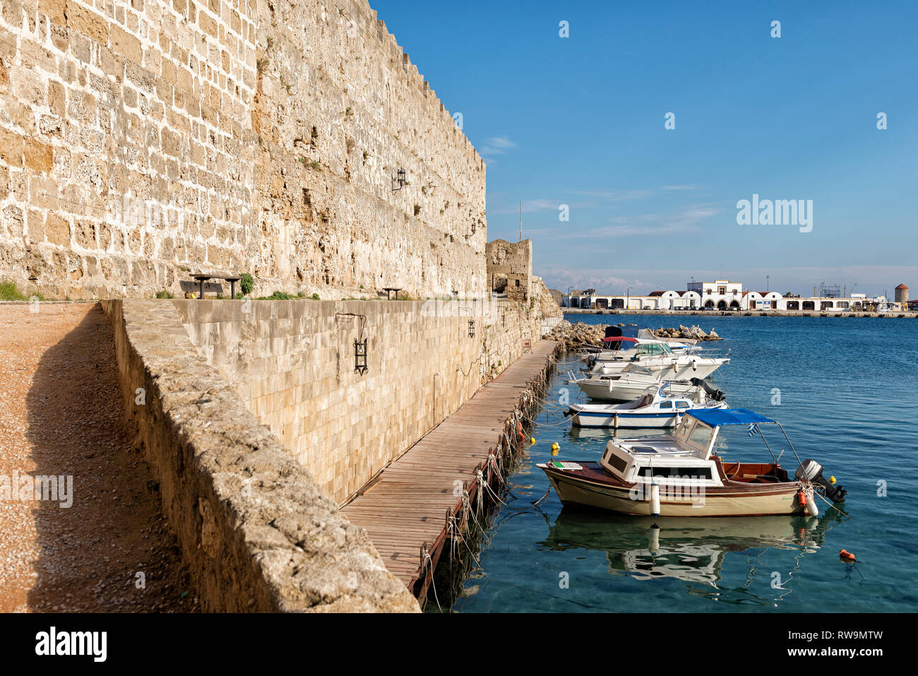 Kolona hi-res stock photography and images - Alamy