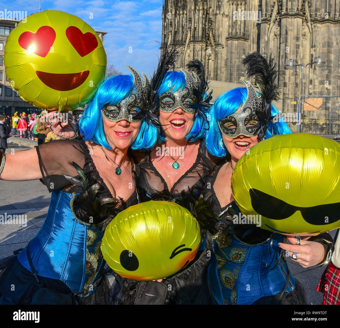 Revellers celebrating carnival in Cologne Stock Photo - Alamy