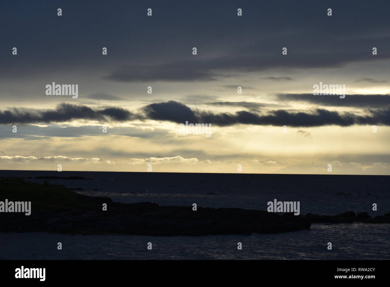 Icelandic sunset hi-res stock photography and images - Alamy