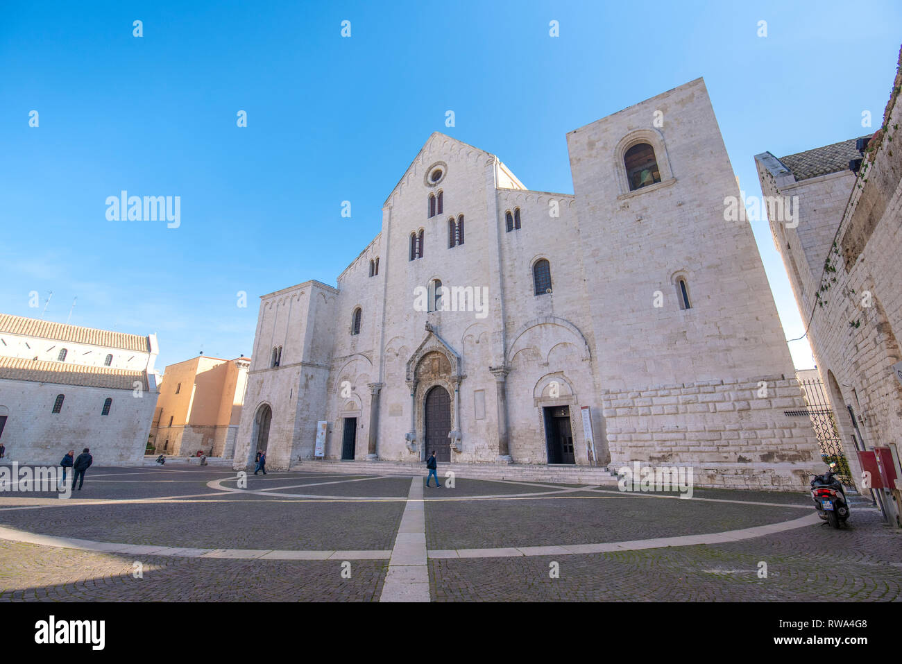 Bari, Puglia, Italy - The Basilica of Saint Nicholas ( San Nicola ) in ...