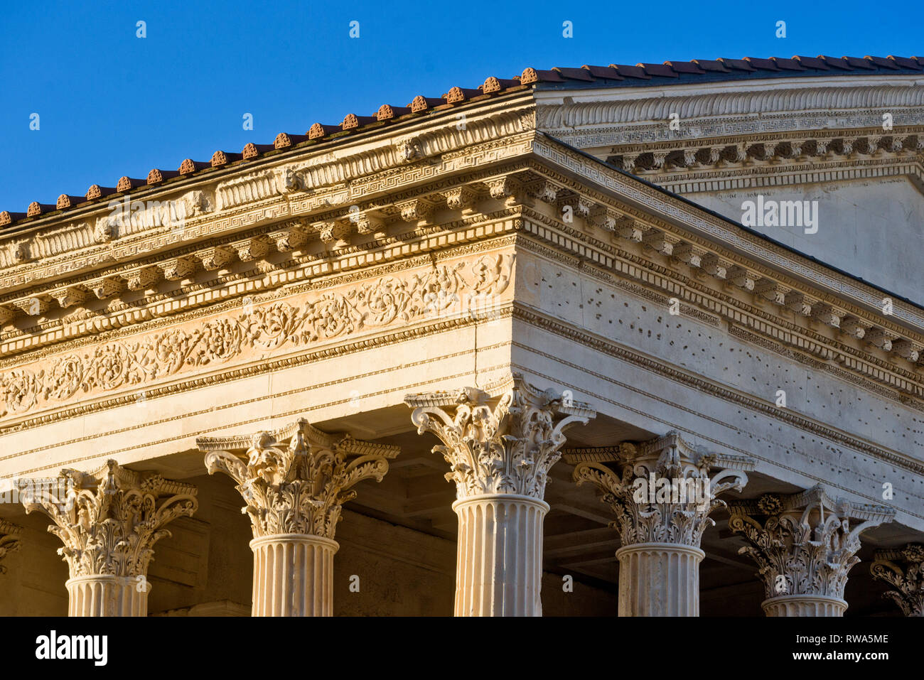 The Maison Carrée is a Roman temple in Nîmes, France Stock Photo - Alamy