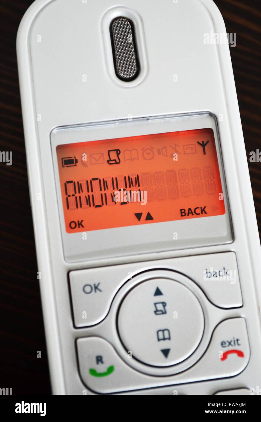 Anonymous telephone call hi-res stock photography and images - Alamy