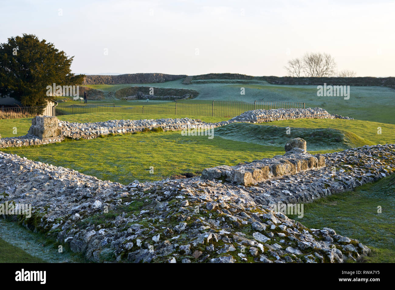Old sarum castle hi-res stock photography and images - Alamy