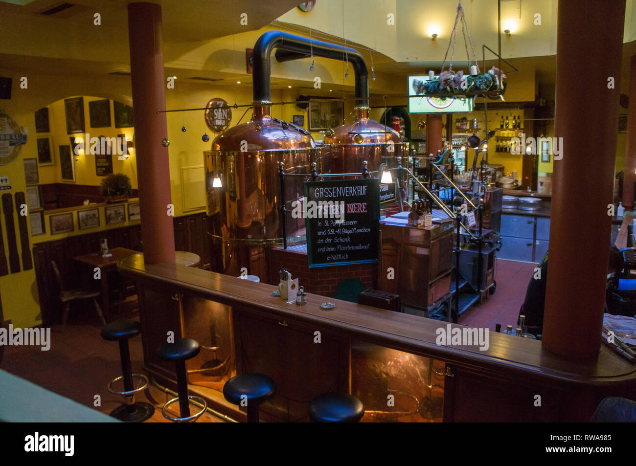 7stern brau vienna hi-res stock photography and images - Alamy