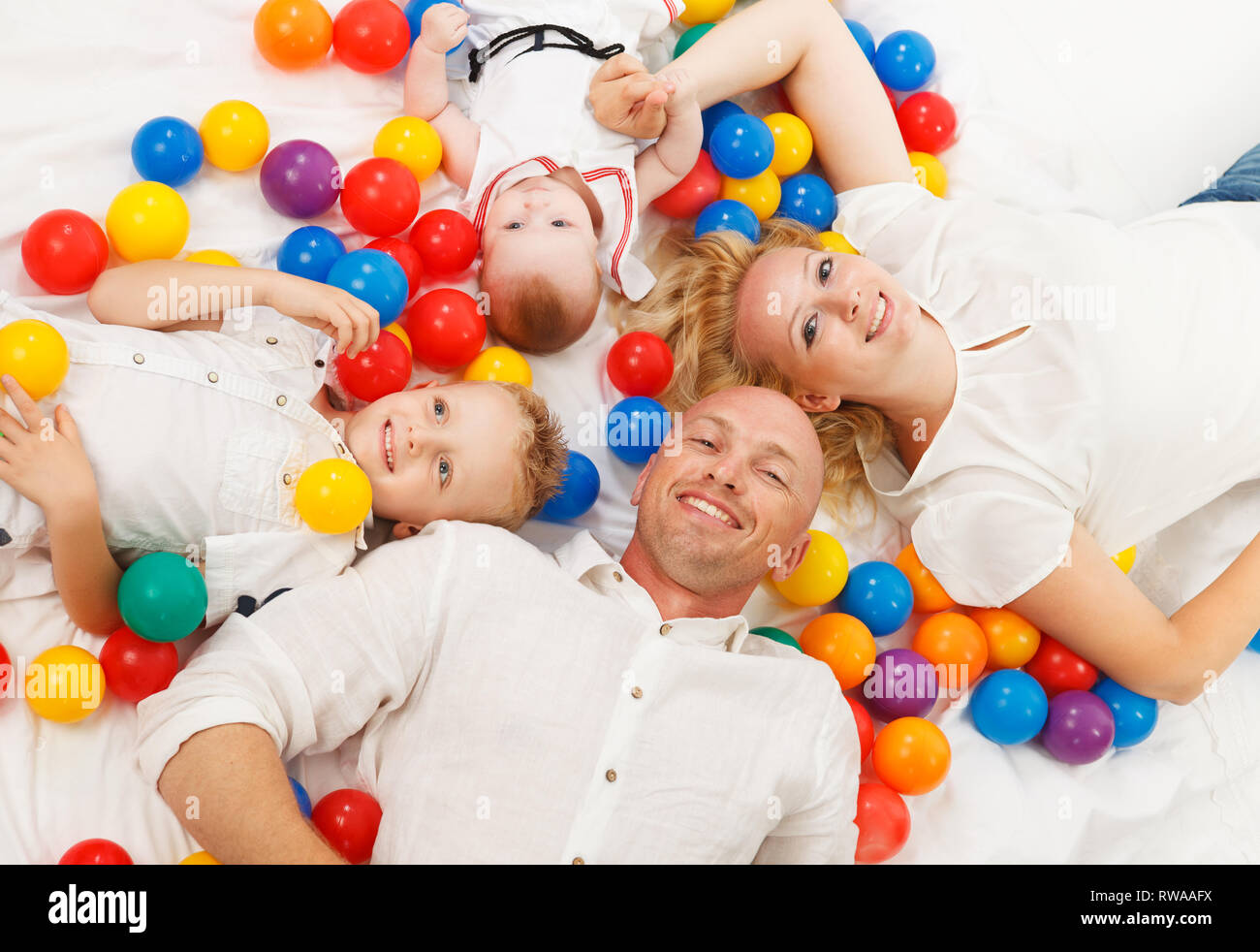 Girls heads together hi-res stock photography and images - Alamy