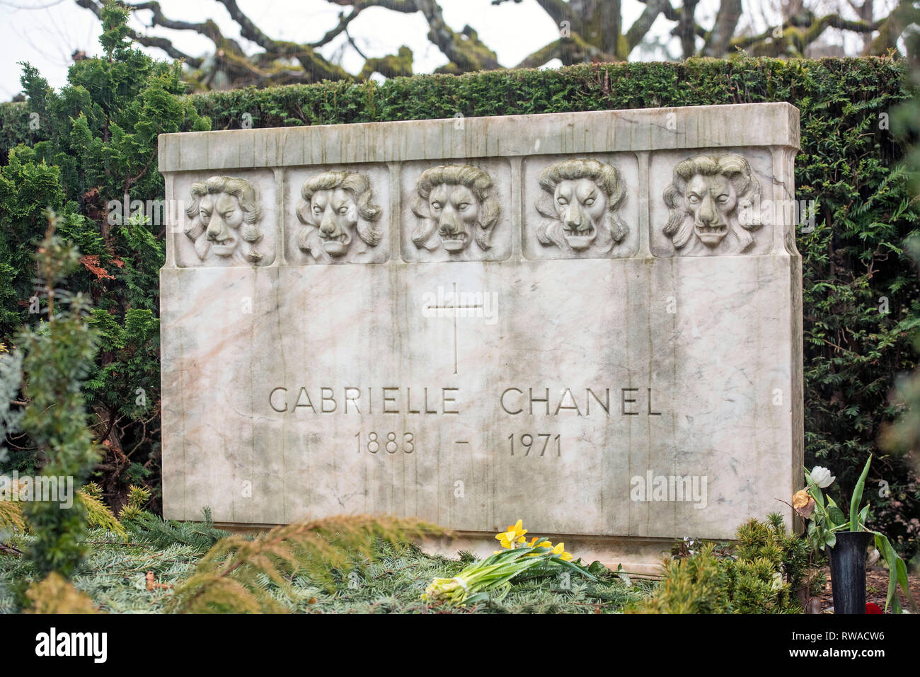 The grave of Gabreille “Coco” Chanel in the Cimetière du Bois-de-Vaux ...