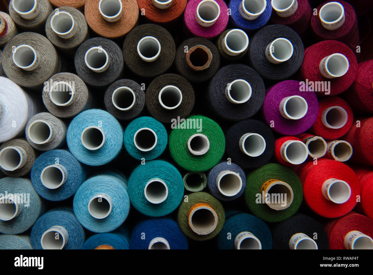 Group of threads hi-res stock photography and images - Alamy