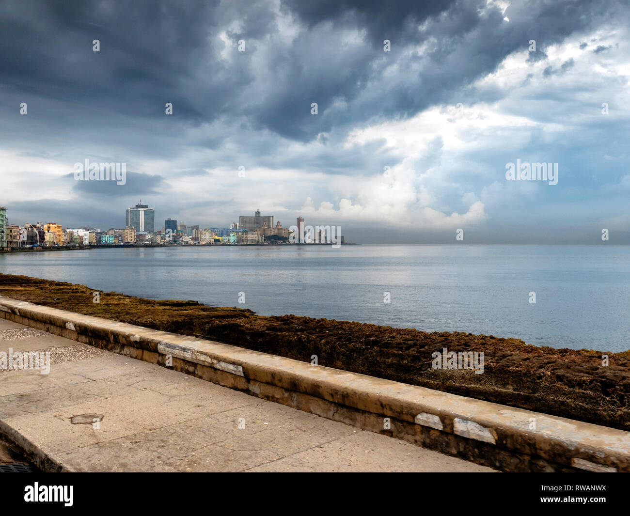 El malecon hi-res stock photography and images - Alamy