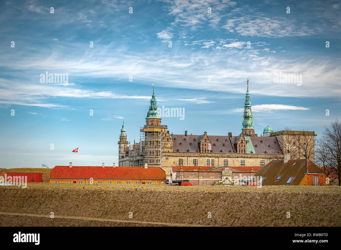 William shakespeare monument kronborg castle hi-res stock photography ...