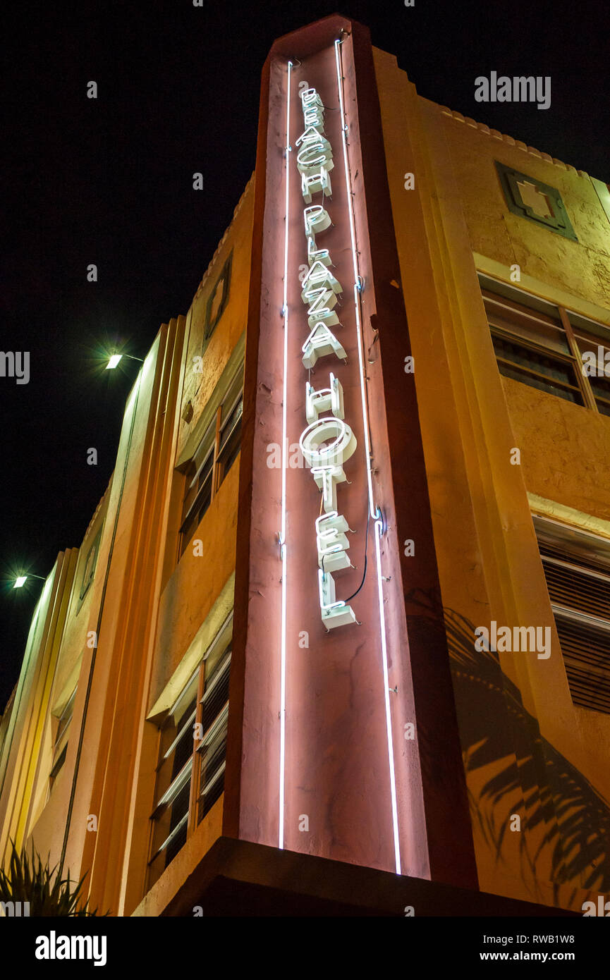 Beach Plaza Hotel on Ocean Drive in Miami Beach Stock Photo - Alamy