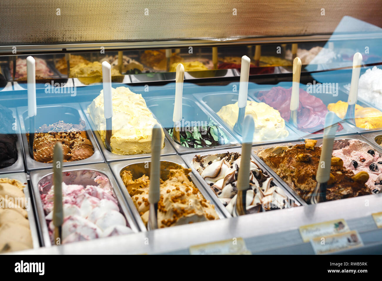 classic italian gourmet gelato gelatto ice cream display in shop Stock Photo - Alamy