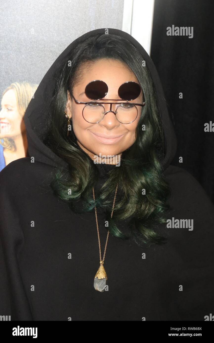 RAVEN SYMONE 2016 Photo By John Barrett/PHOTOlink Stock Photo - Alamy