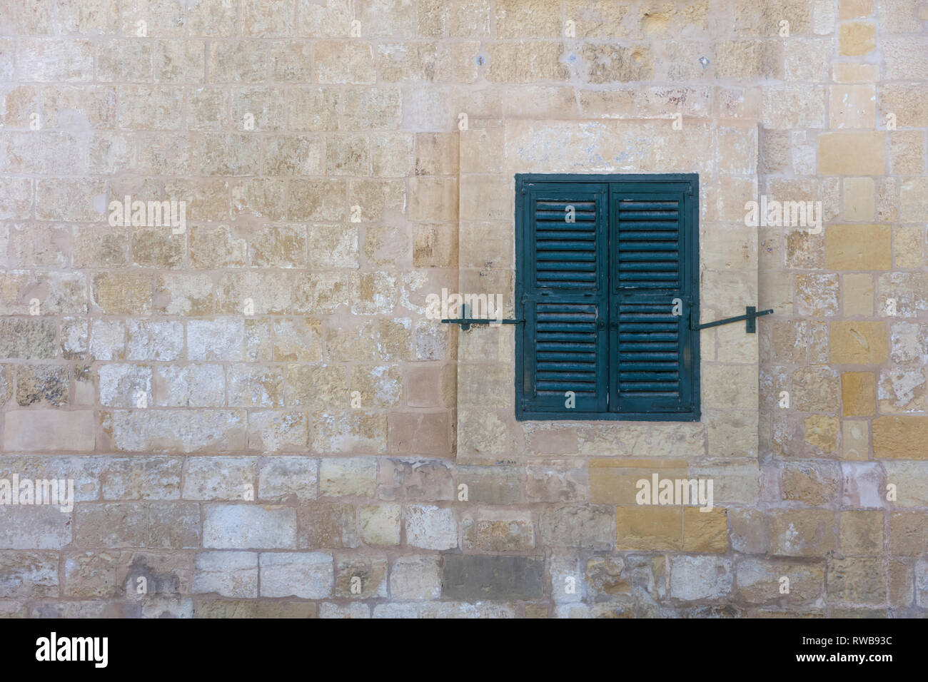 Traditional balcony window on a building from Malta Stock Photo - Alamy