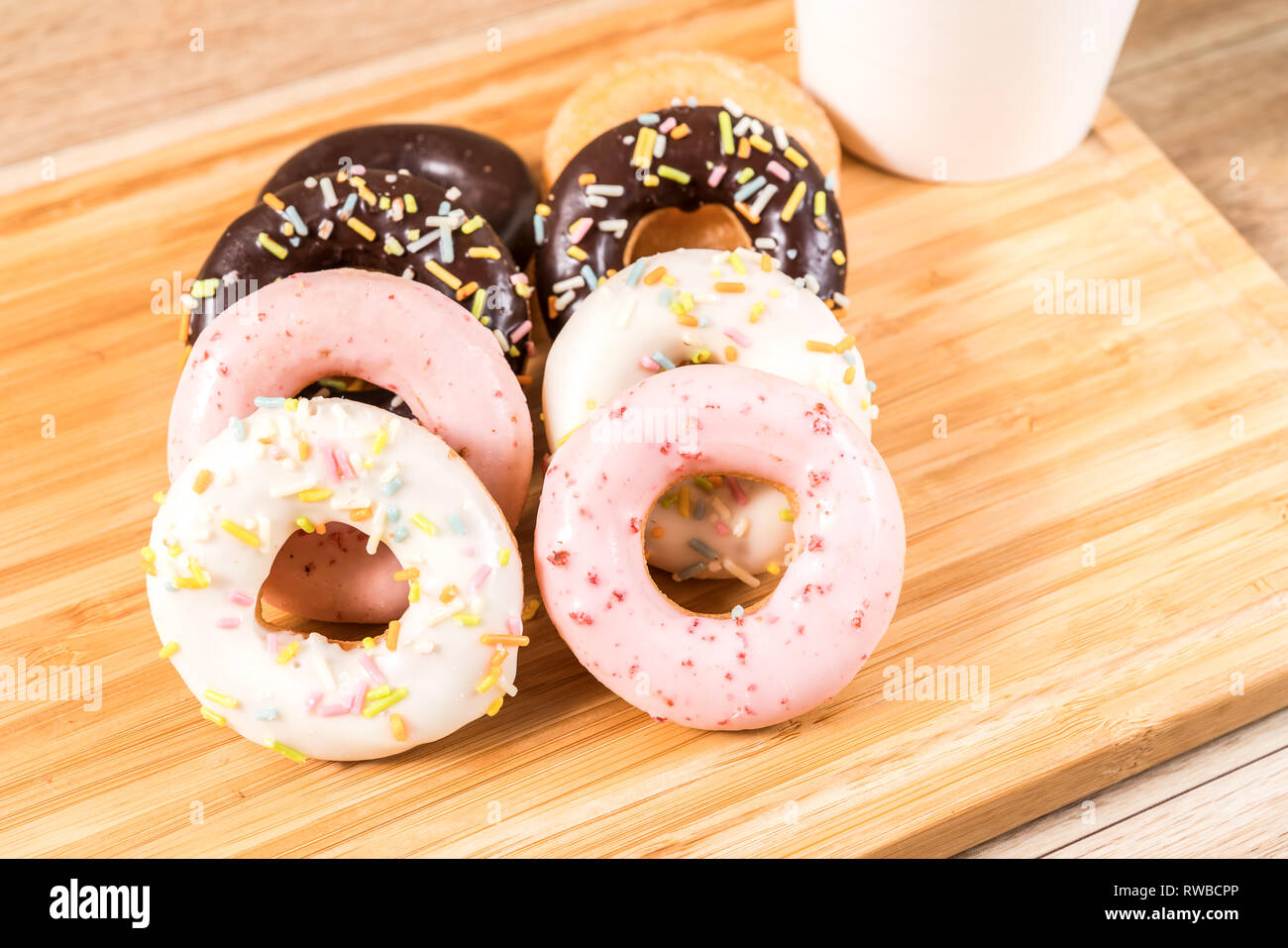 Spherical doughnut hi-res stock photography and images - Alamy