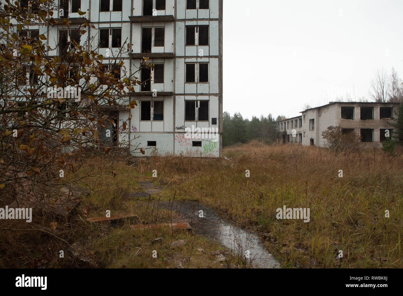 Empty military base hi-res stock photography and images - Alamy