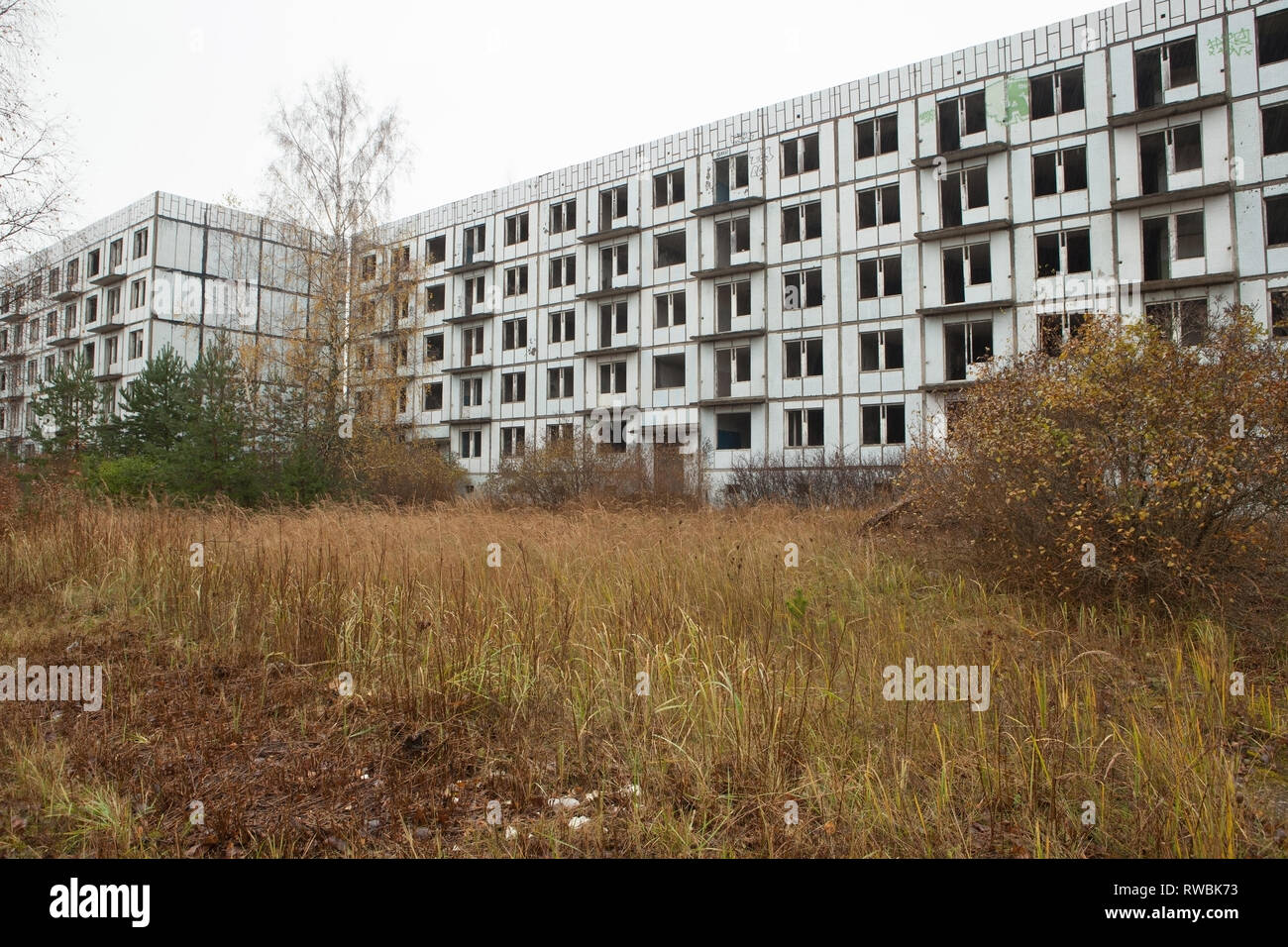 Empty military base hi-res stock photography and images - Alamy