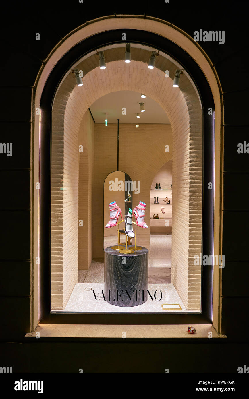 ROME, ITALY - CIRCA NOVEMBER, 2017: shop window at Valentino shop in ...