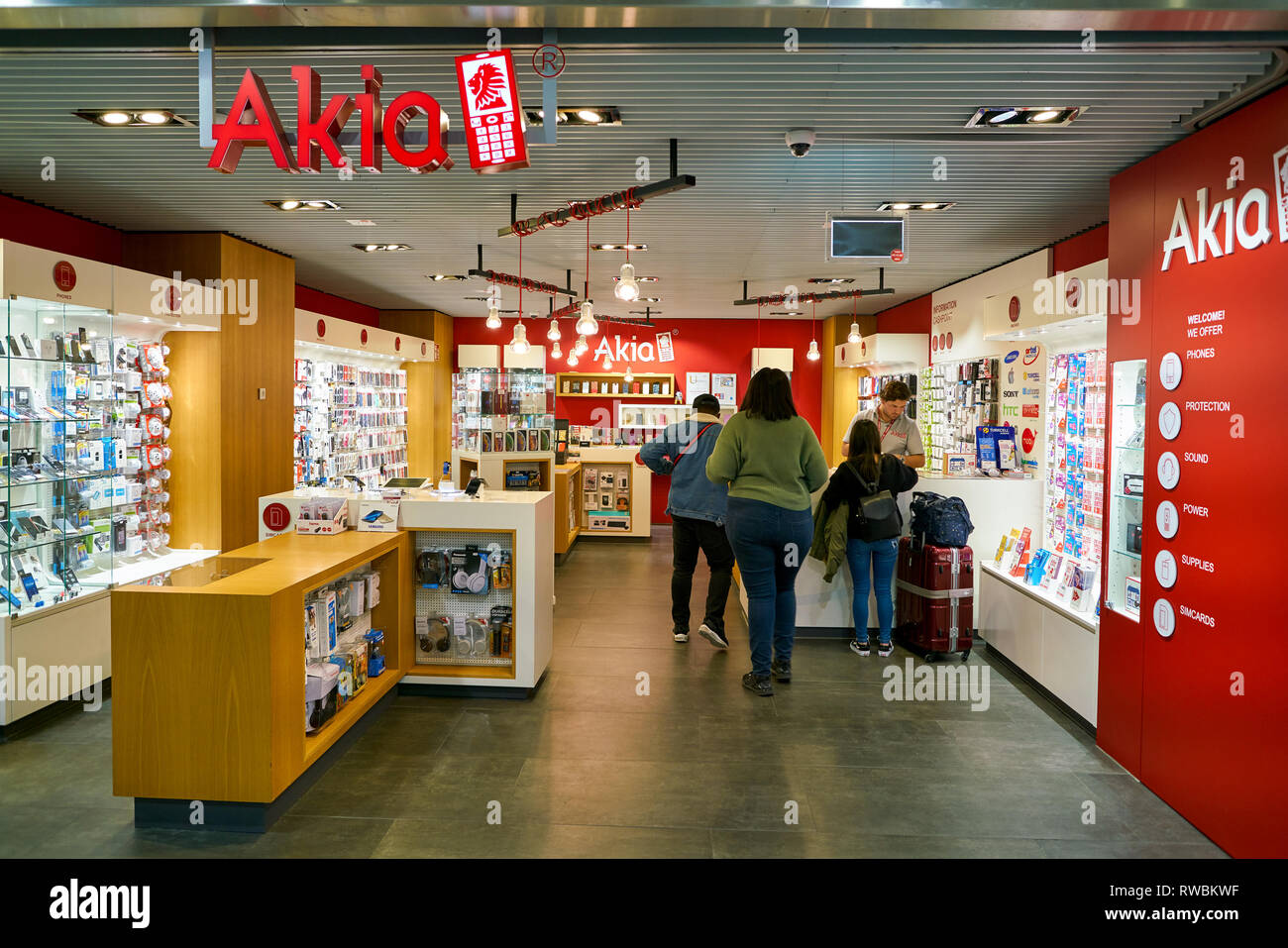 Akia hi-res stock photography and images - Alamy