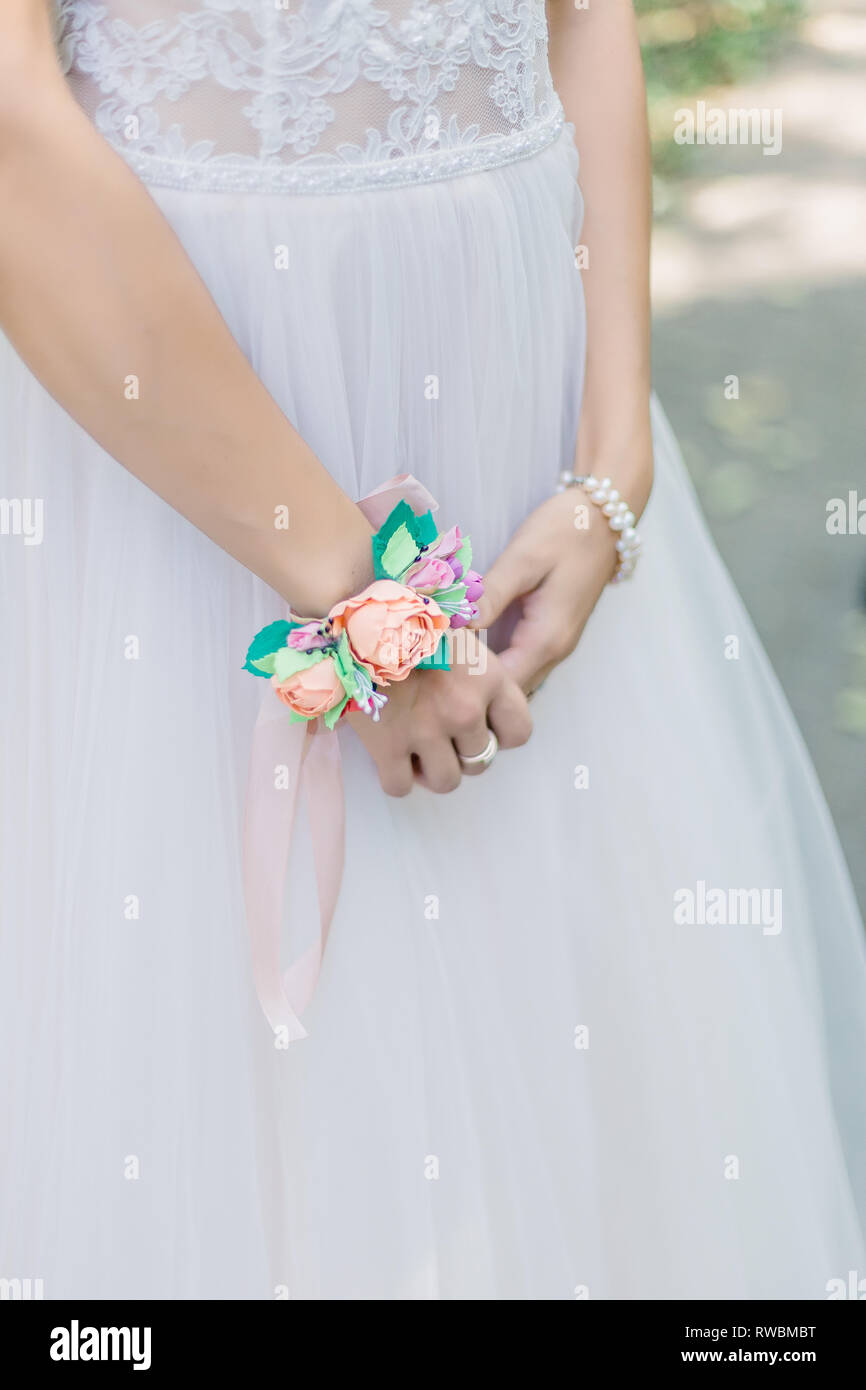 Beautiful hands of a young bride in a wedding dress Stock Photo - Alamy