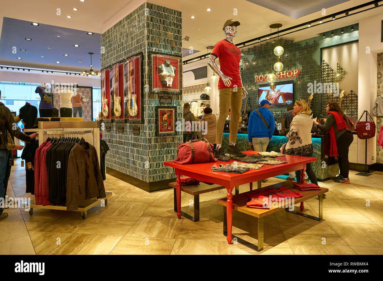 Inside interior hard rock store shopping hi-res stock photography and ...