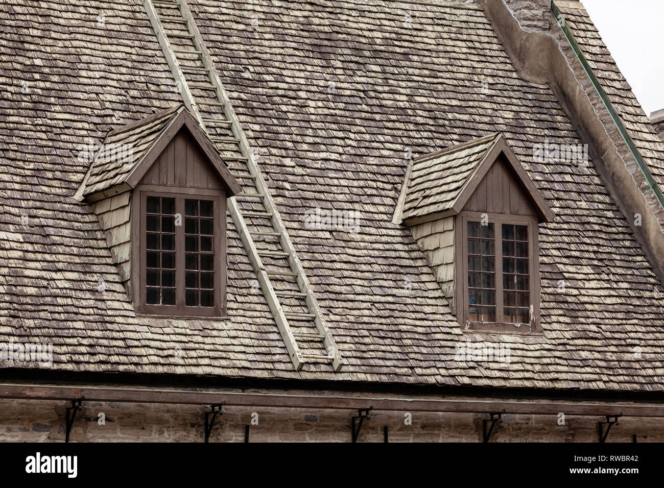 Roof dormers hi-res stock photography and images - Alamy