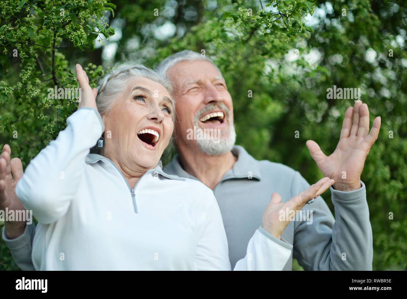 Exited couple hi-res stock photography and images - Alamy