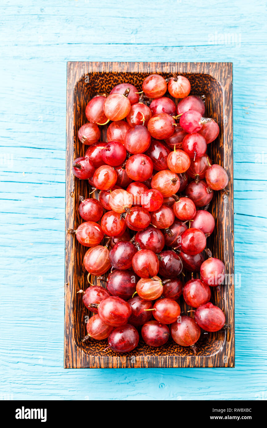 Red fruit food gooseberry taste macro hi-res stock photography and ...