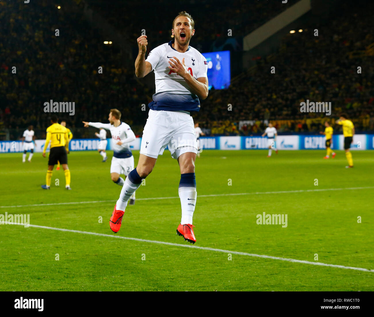Harry kane 2019 celebrate hi-res stock photography and images - Alamy
