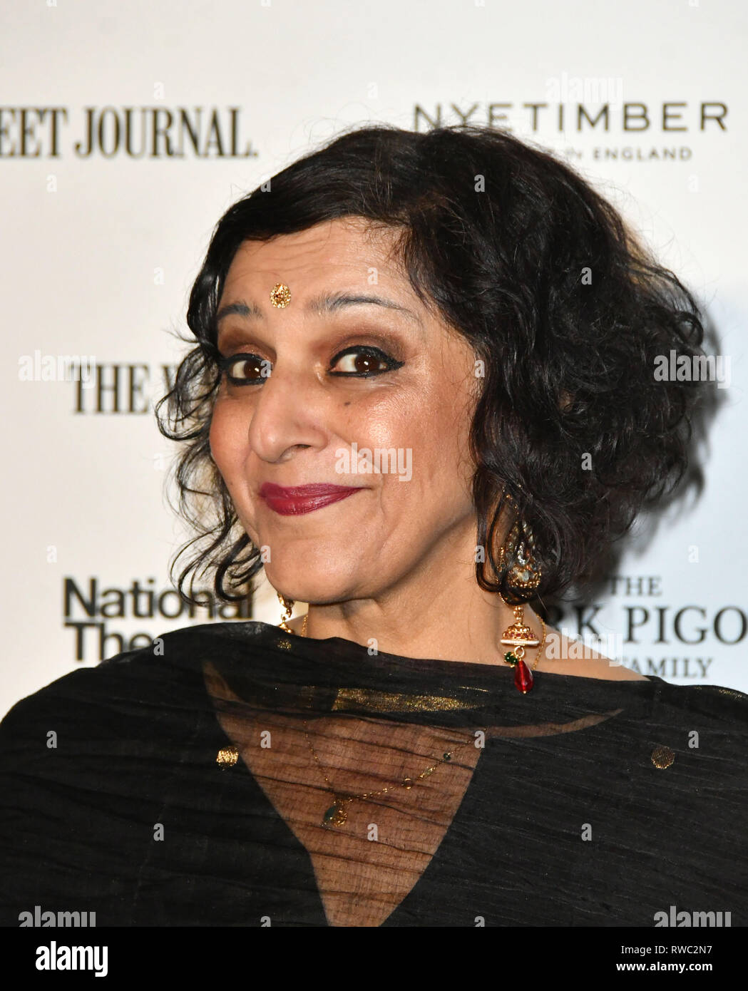 Celebrity meera syal hi-res stock photography and images - Alamy