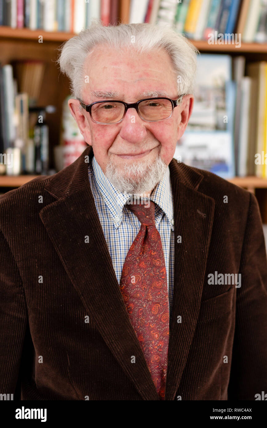 Kiel, Germany. 27th Feb, 2019. Gotthilf Hempel stands in front of a ...