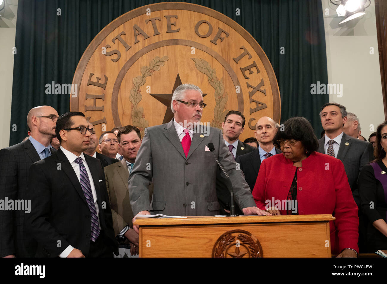 Hispanic male republican lawmaker hi-res stock photography and images ...
