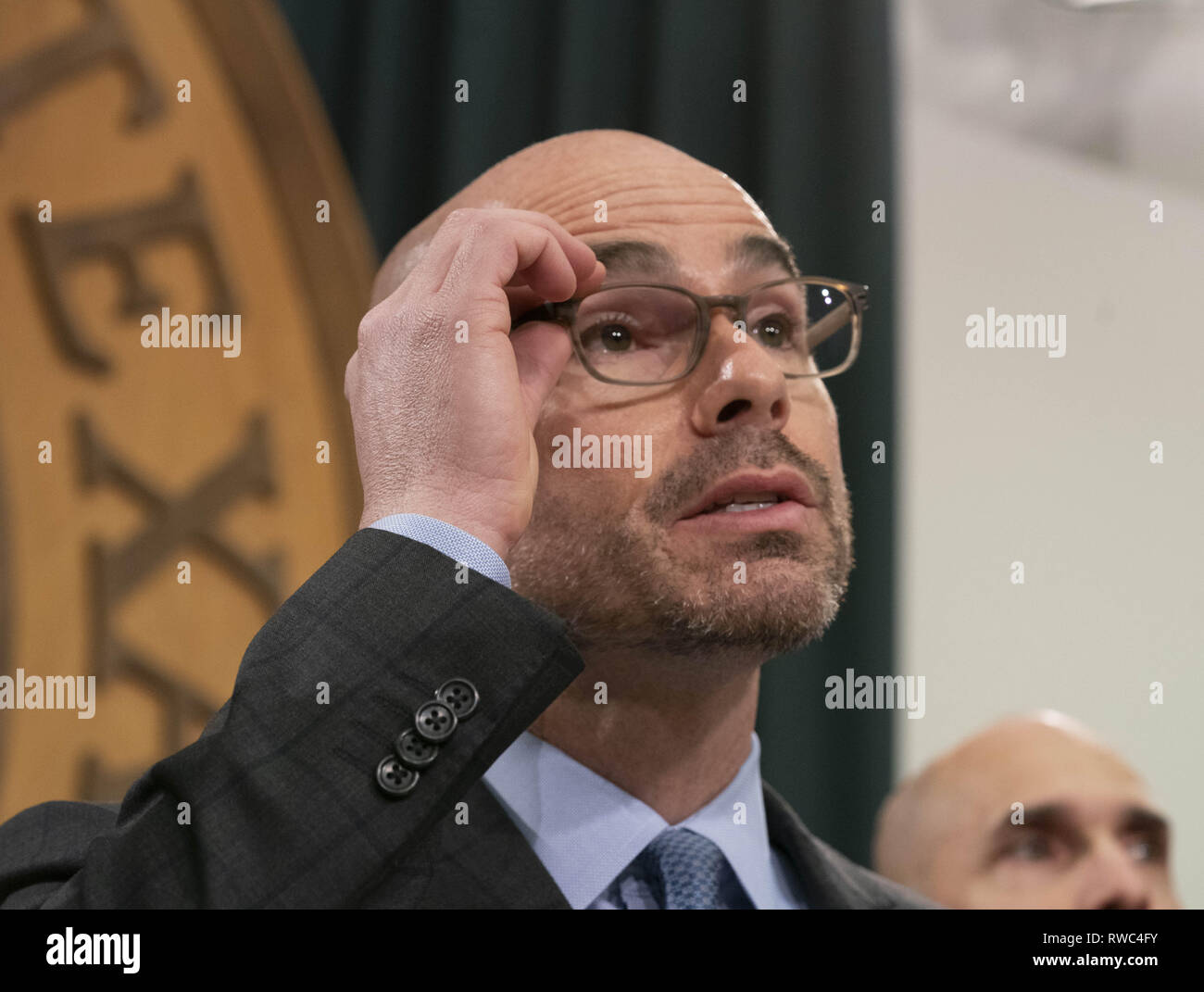Dennis bonnen hi-res stock photography and images - Alamy