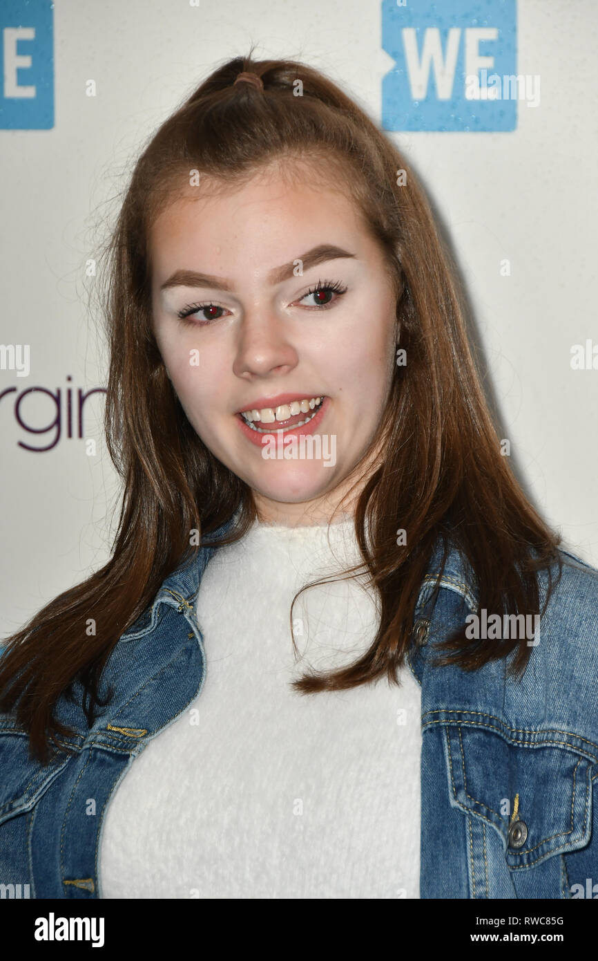 Isabelle weall hi-res stock photography and images - Alamy