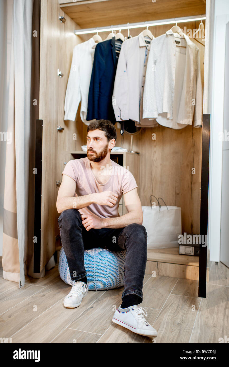 Wardrobe full of clothes hi-res stock photography and images - Alamy