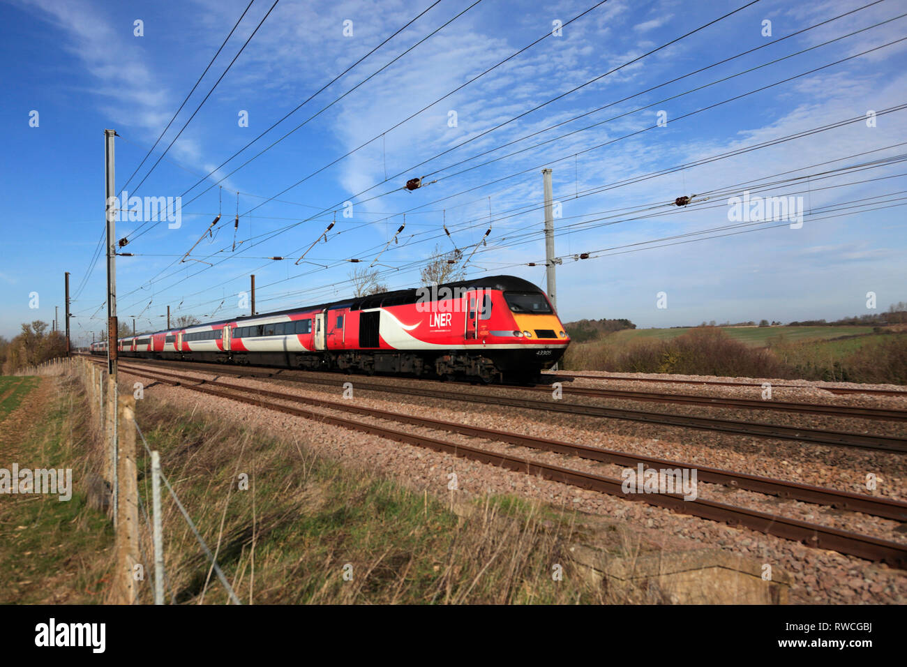 HST 43305 LNER train, London and North Eastern Railway, East Coast Main Line Railway, Grantham ...