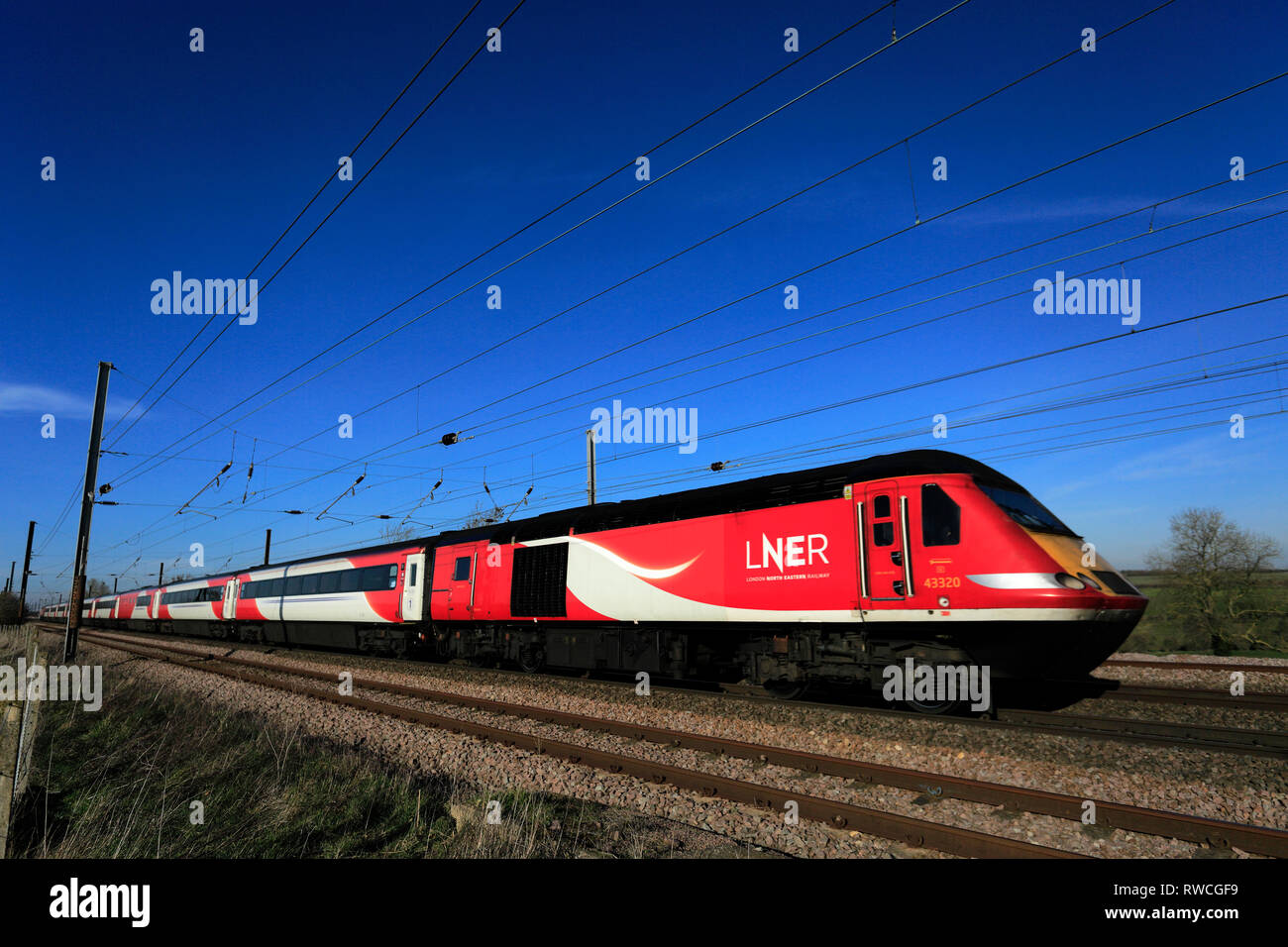 HST 43320 LNER train, London and North Eastern Railway, East Coast Main Line Railway, Grantham ...