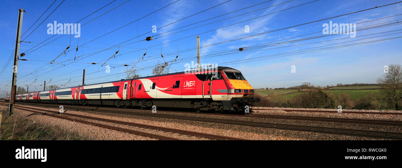 82211 LNER train, London and North Eastern Railway, East Coast Main Line Railway, Grantham ...