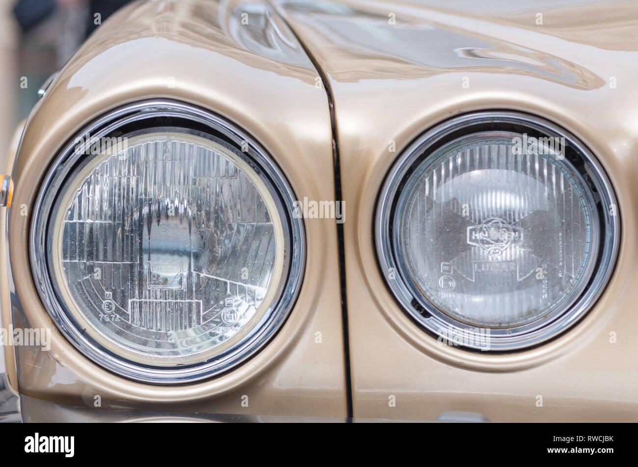 Jaguar front lights hi-res stock photography and images - Alamy