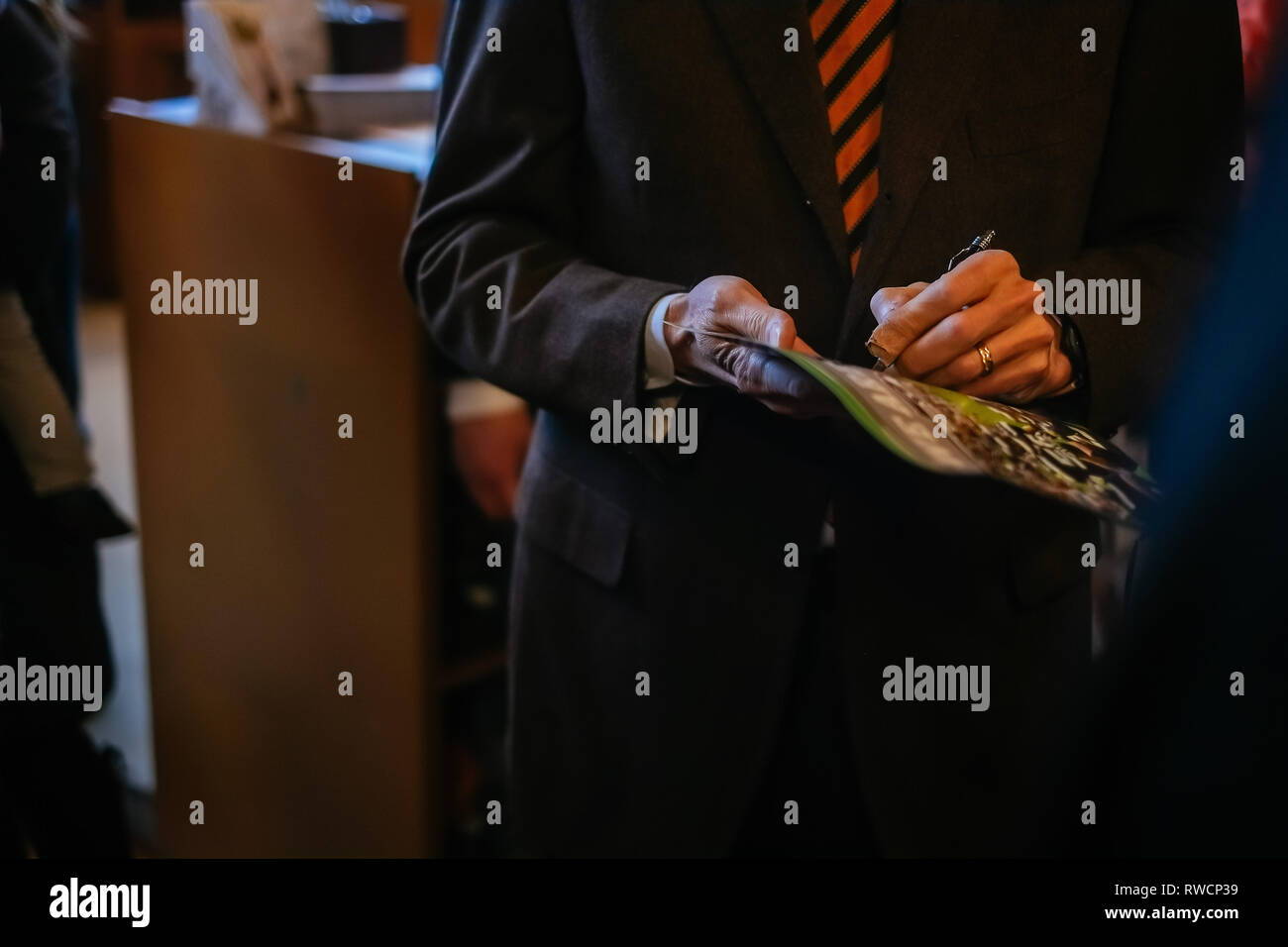 Bill clinton smiling hi-res stock photography and images - Alamy