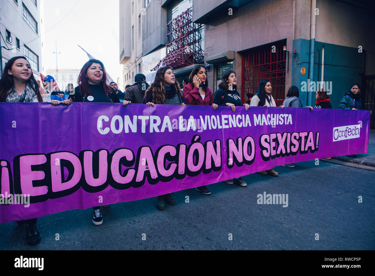 Feminist movement hi-res stock photography and images - Alamy