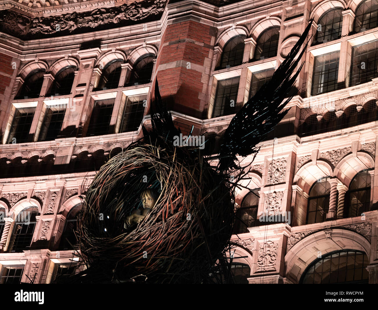Harry potter cursed child hi-res stock photography and images - Alamy