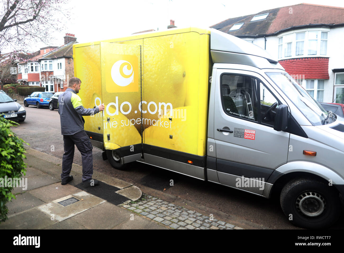 Pic shows: Ocado lorry making a delivery in London pic by Gavin Rodgers ...