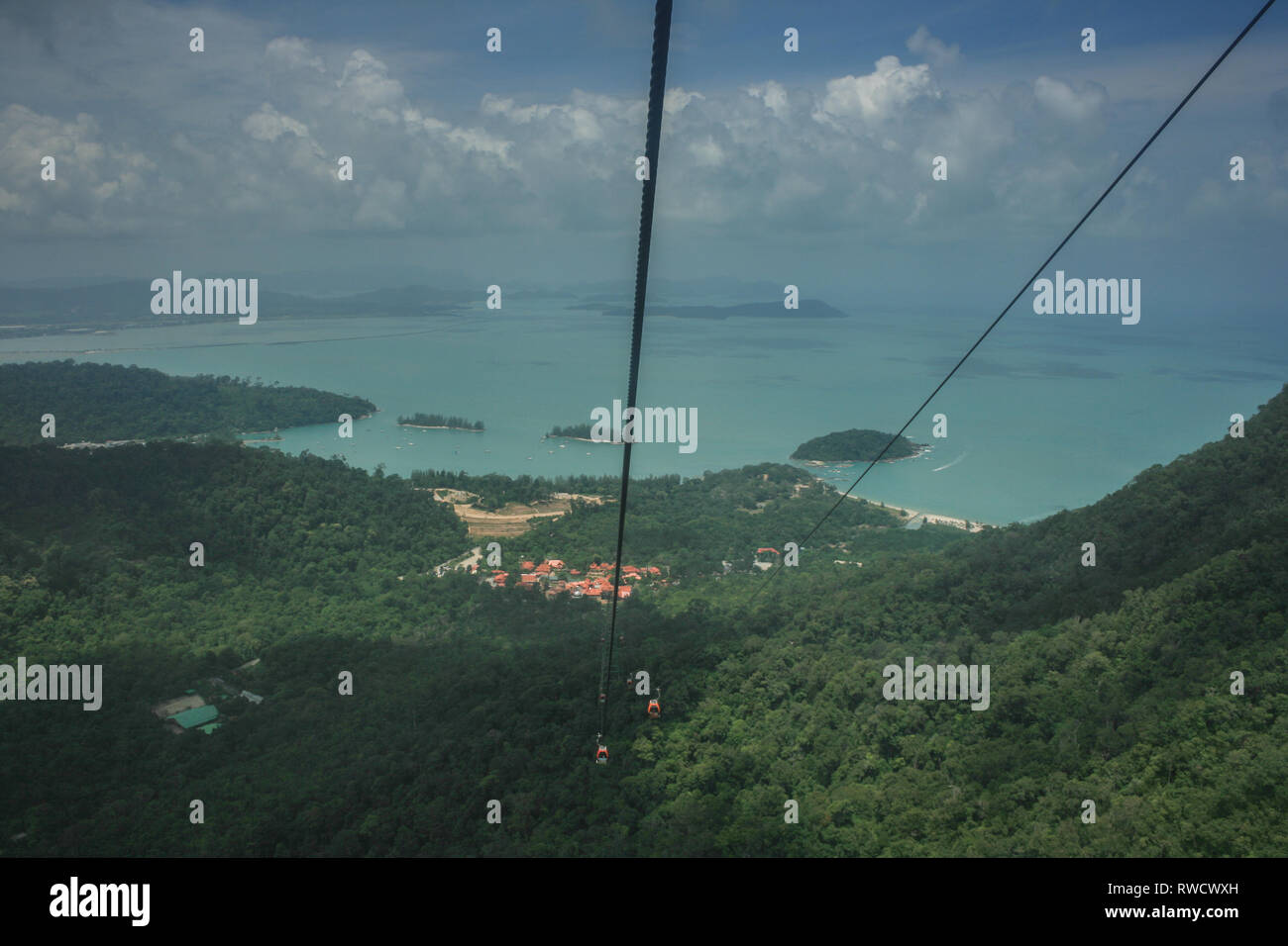 Langkawi SkyCab, Gunung Machinchang, Langkawi, Malaysia Stock Photo - Alamy